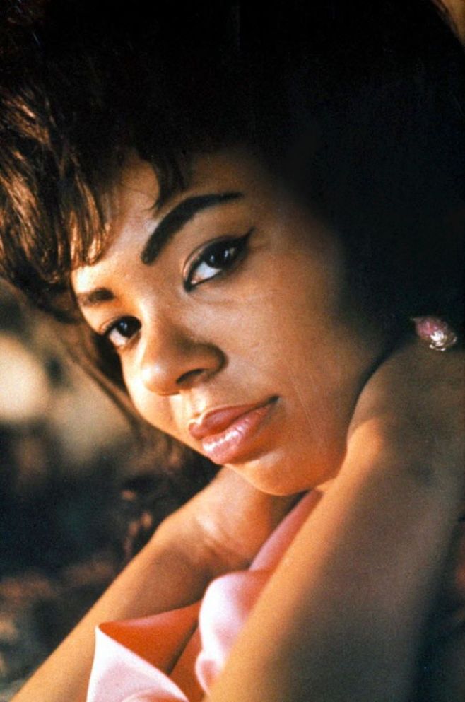 The Myth and Magic of Mary Wells – DJ Larsupreme